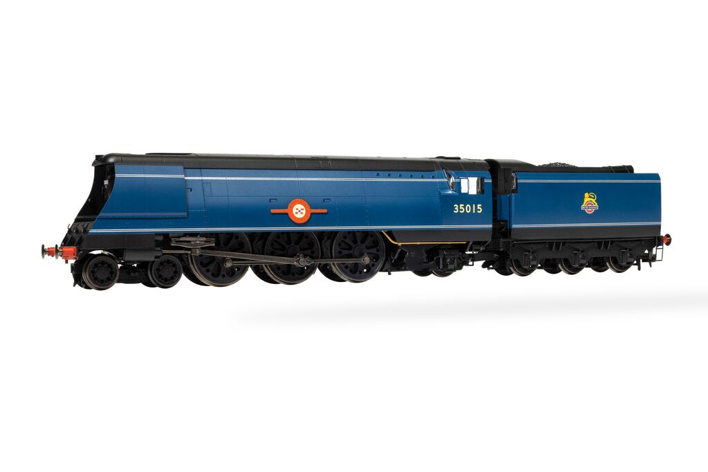 OO Gauge Hornby R30401 BR (Ex-Southern) Merchant Navy Class 35015 'Rot ...